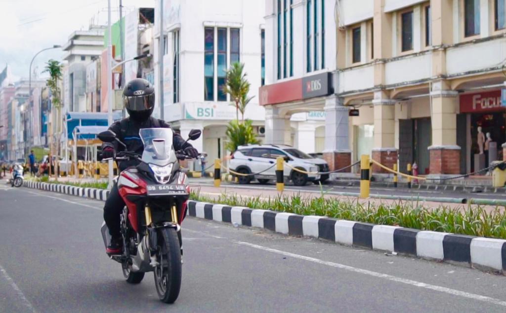 Warga Harus Tahu Ini Tips Berkendara dari Instruktur Safety Riding Honda DAW
